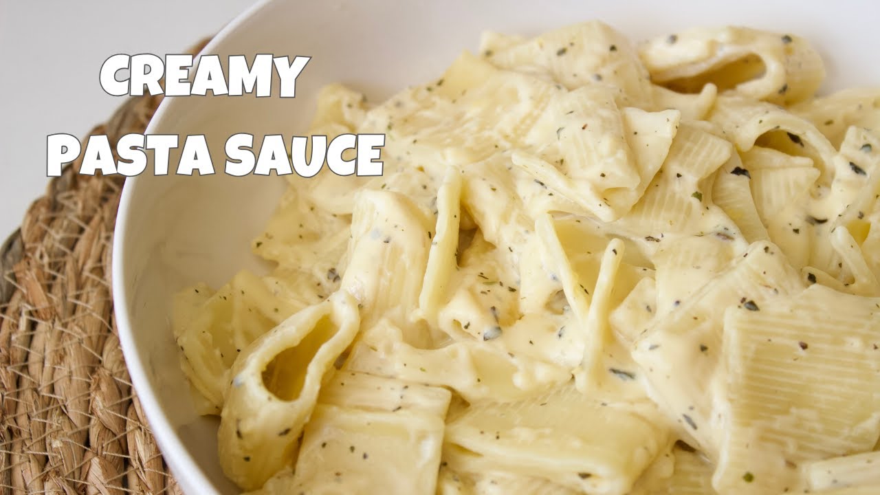 Homemade creamy white pasta sauce