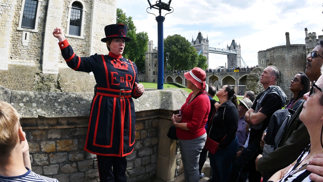 Family-friendly London tours teens will love