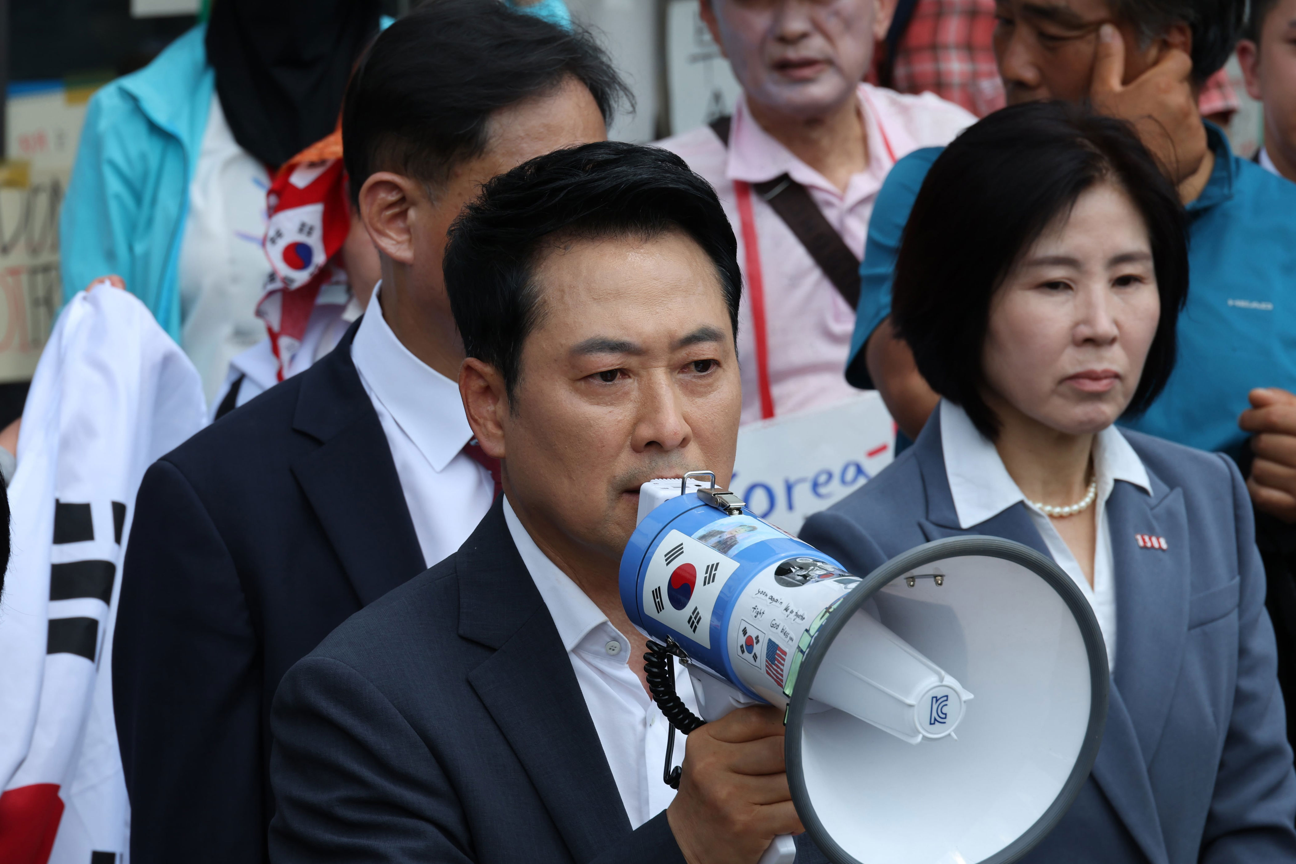 People Power Party spokesperson accused of promoting leader's views ...