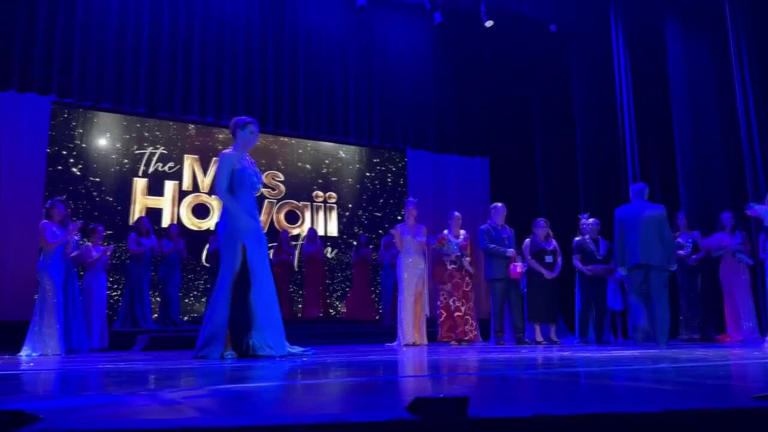 Hawaii’s top young women compete for Miss Hawaii titles, scholarships