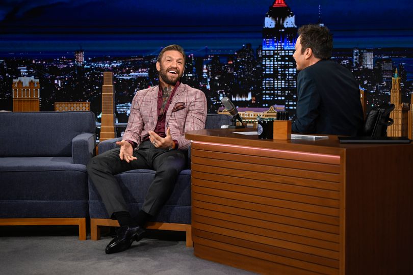 Conor McGregor offers Jimmy Fallon Knicks victory cigars in ...