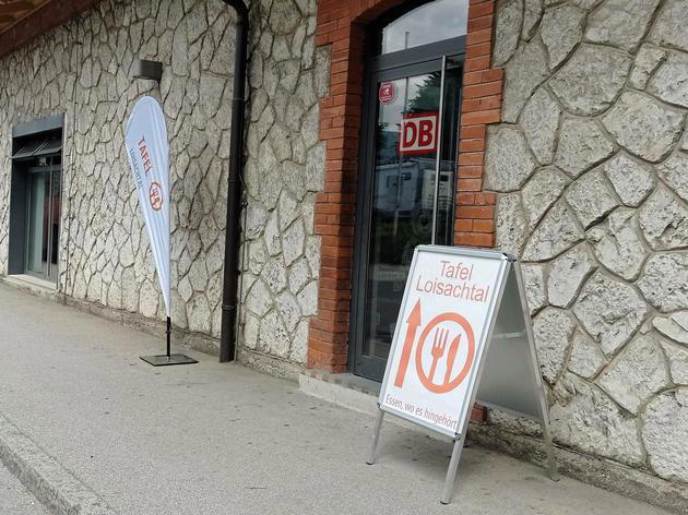 Tafel Loisachtal: Ehrenamtlich starten neue Ausgabe im Bahnhof Kochel