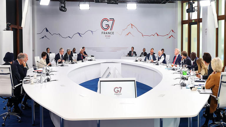G7 leaders pledge stronger action against migrant smuggling networks