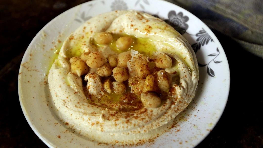 Hummus hacks for creamy, dreamy snacking