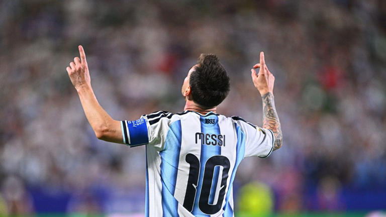World Cup daily live: Reaction to Messi's hat-trick night, ties all ...