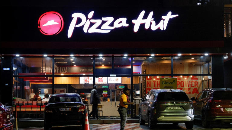 Pizza Hut sold for $2.7 billion: The pizza chain many grew up with is ...