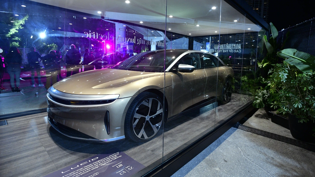 Lucid Cosmos patent images reveal sub-$50K EV design