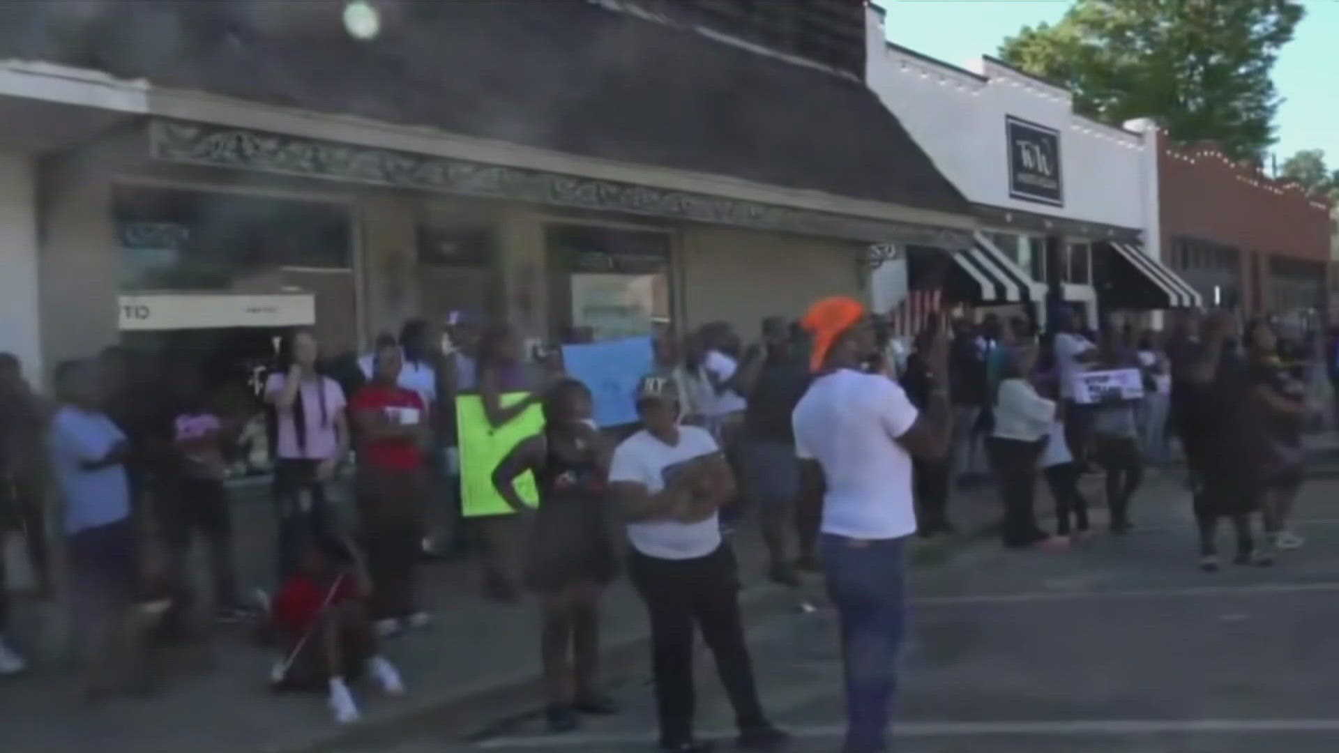 Protests erupt in Mississippi and Memphis after 1-year-old killed by police