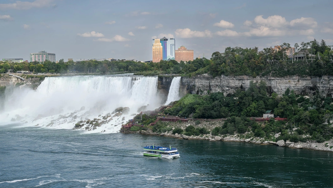 12 must-see sights and notable disappointments at Niagara Falls