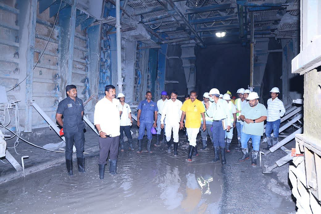 Rs 905 crore allocated for Veligonda oustees