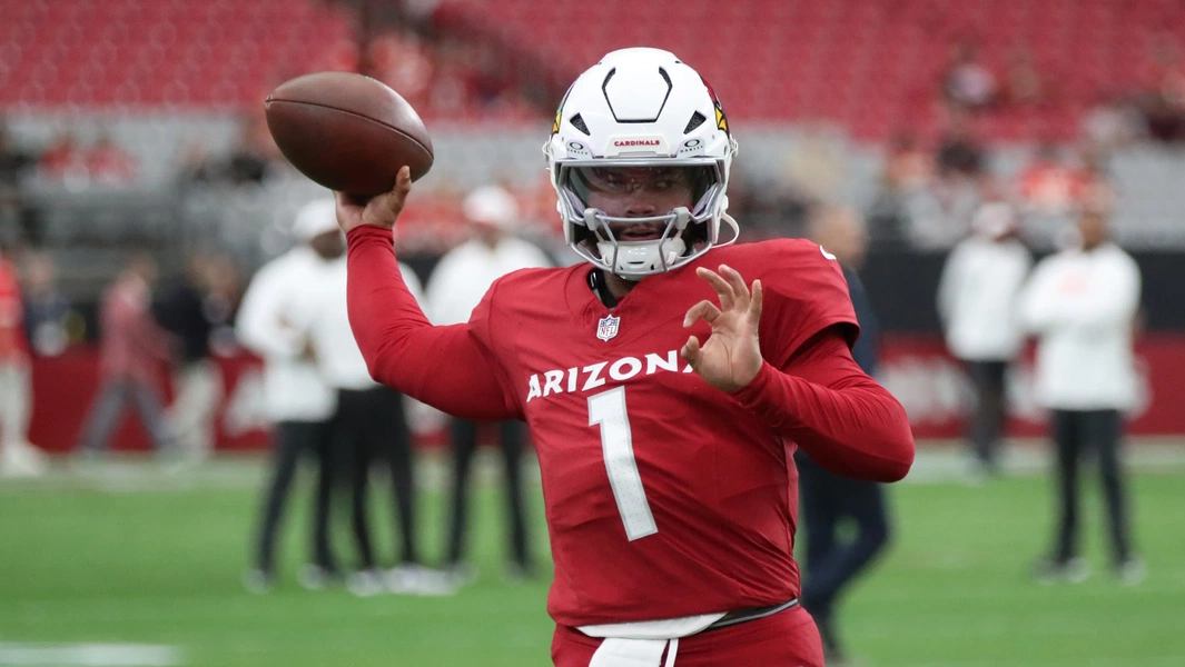 Murray holds edge as Vikings QB battle heads to camp