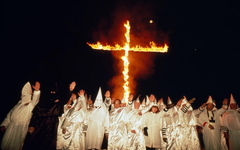 Chicago cross-burning feared to be hateful racist threat turns out to ...