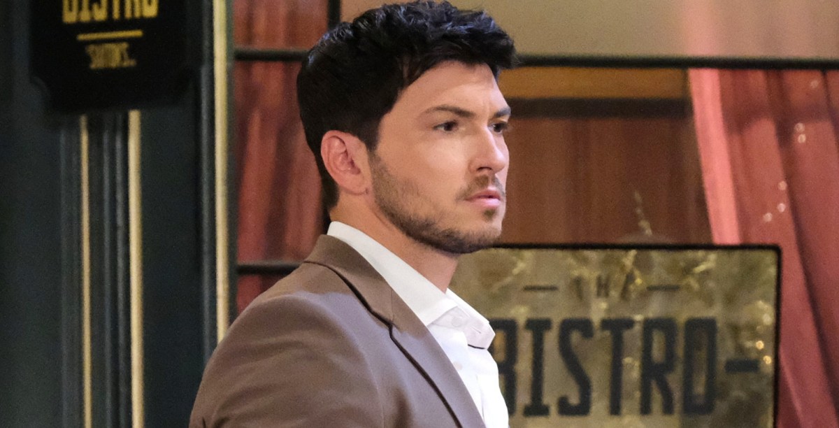 Days of Our Lives just put Alex in an impossible position
