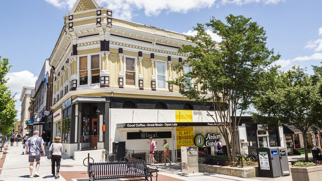 Athens, Georgia: History, culture, and seasonal charm
