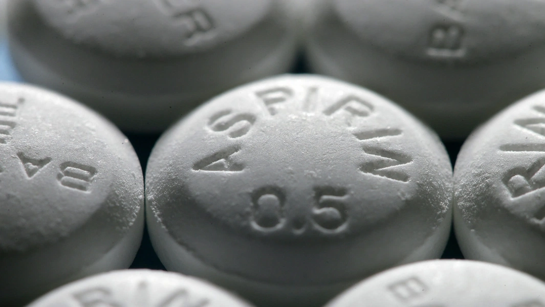 Aspirin’s potential and risks in colorectal cancer