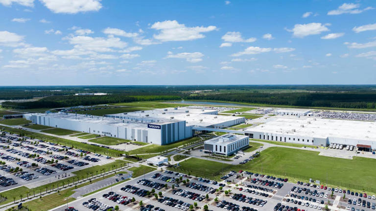 Volvo's US manufacturing chief Miguel Tavera resigns before major ...