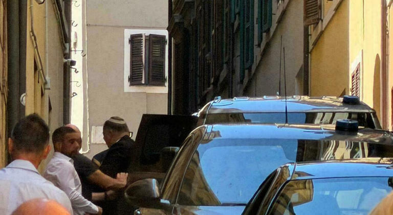 Blitz dell’ambasciatore israeliano ad Ancona, il sindaco Silvetti all ...