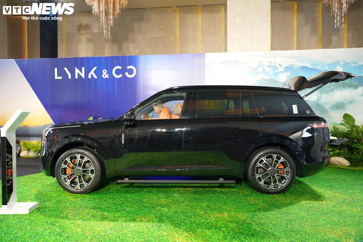Lynk & Co 900 chốt giá hơn 3 tỷ đồng: Khoang xe như phòng khách hạng sang