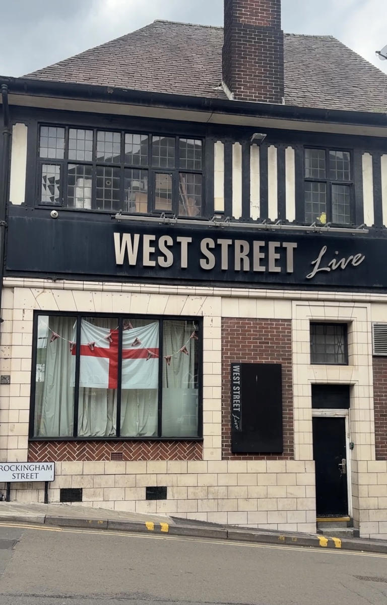 England v Croatia: World Cup fever takes over Sheffield as fans await ...