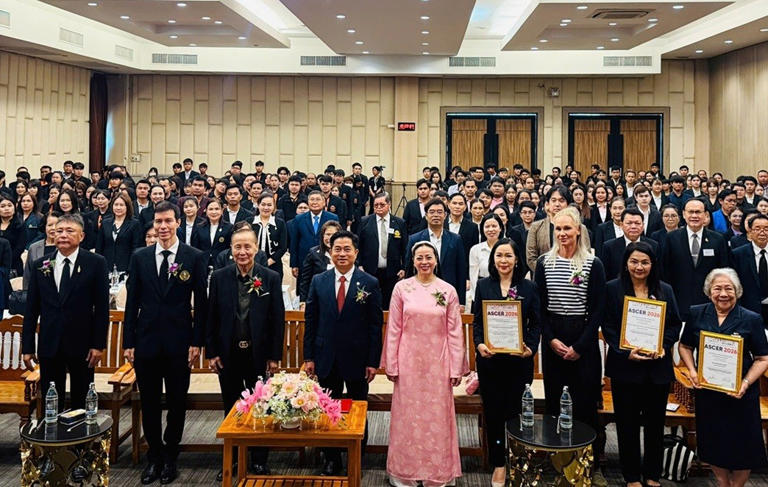 Tổng Lãnh sự Đinh Hoàng Linh dự hội nghị quốc tế về bình đẳng giáo dục ...