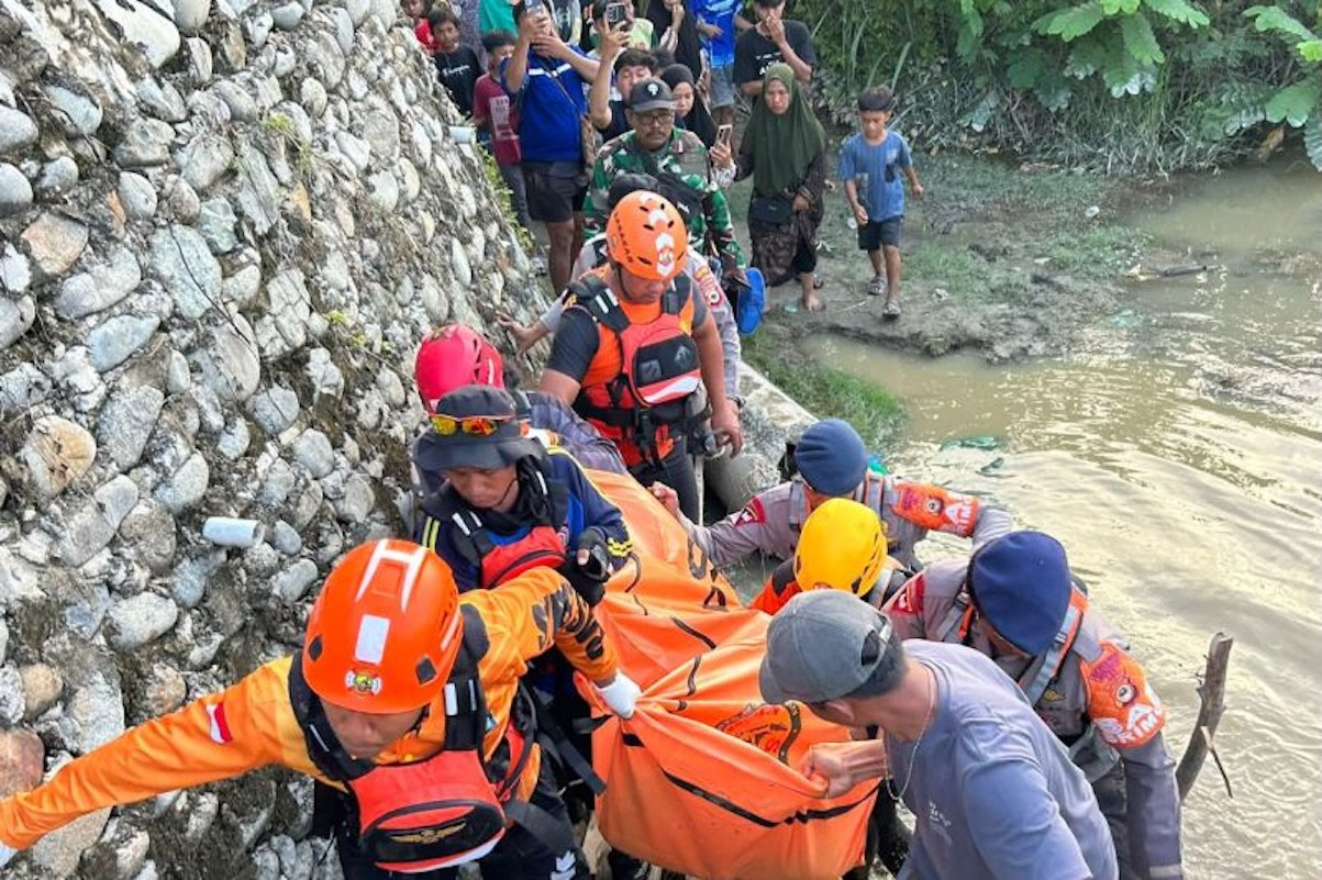 Pemuda terseret arus saat menyeberang Sungai Baebunta ditemukan ...
