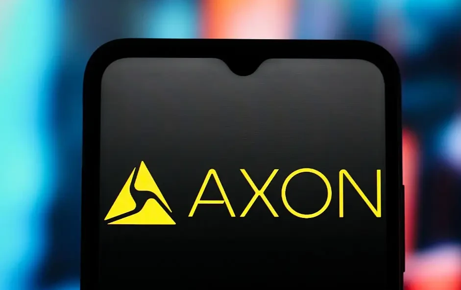 Axon launches 'Wingin' It' amid Sean Evans' rising fortune