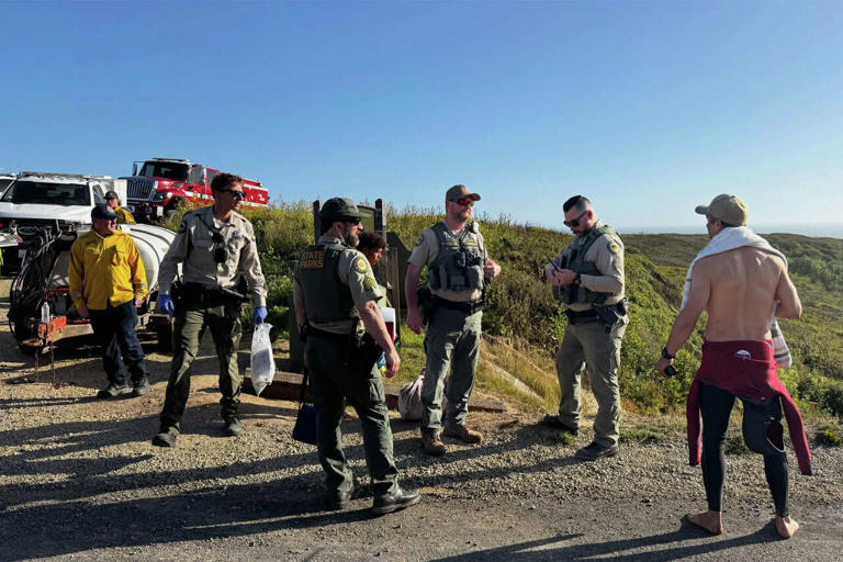 2 Bay Area college students die after getting trapped on Santa Cruz beach