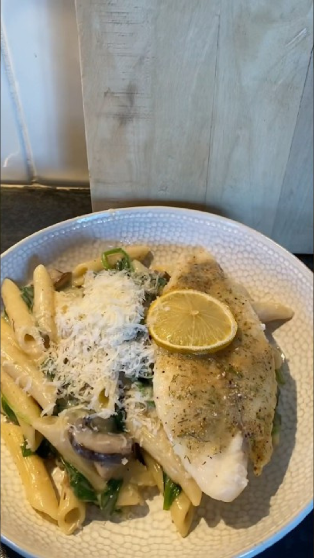 Penne in champignonsaus romige en makkelijke pasta