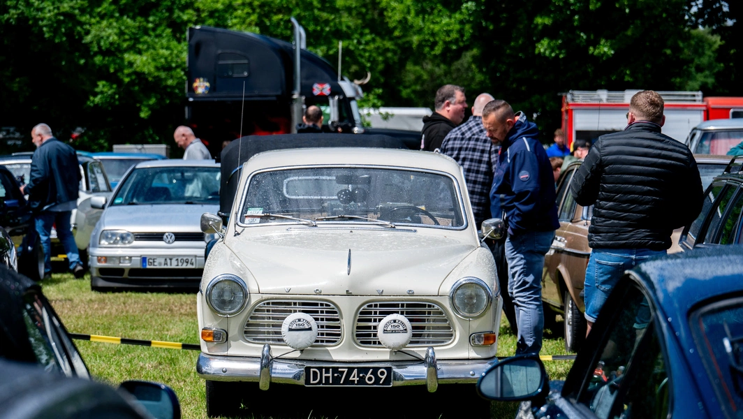 Shifting gears in the classic car market