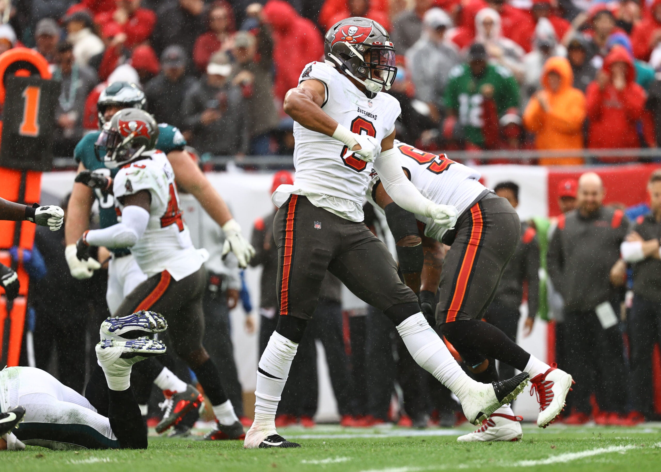 Former Bucs first round pick closes the book on his NFL career