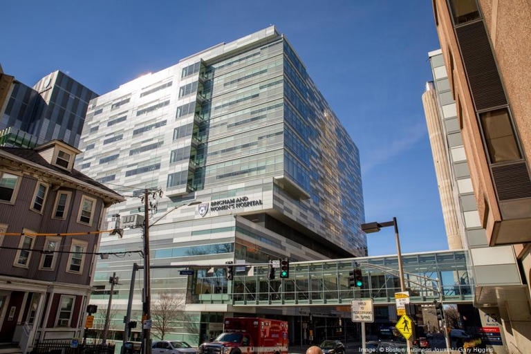 Brigham and Women's nurses vote to authorize 1-day strike