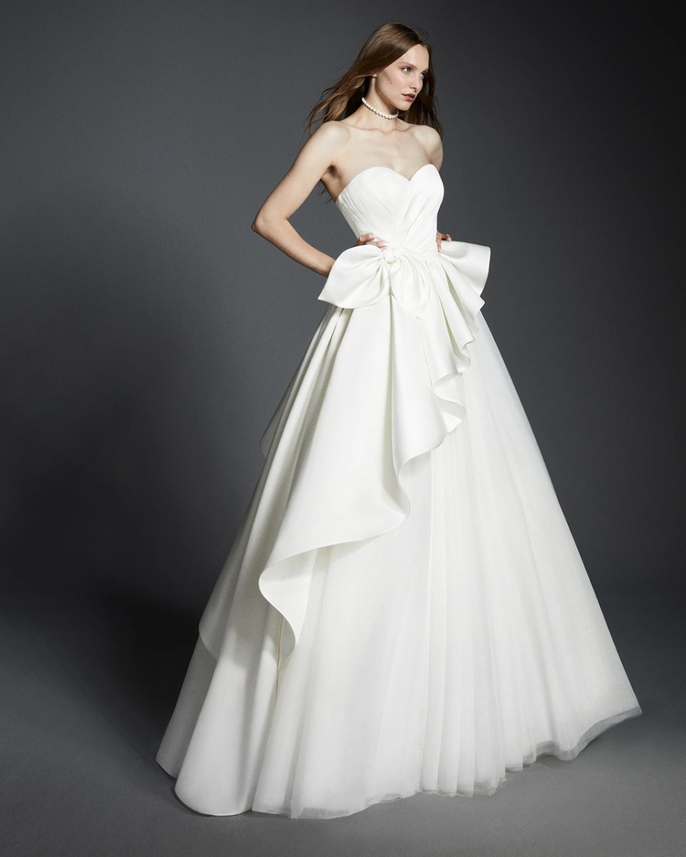 45 fairytale ballgown wedding dresses we're crushing on right now