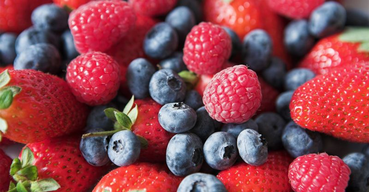 The 15 health benefits of eating more berries