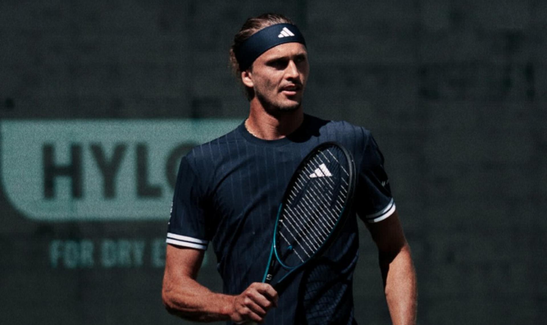 Zverev sorpreso al debutto sull’erba: "Raramente avevo visto una cosa ...