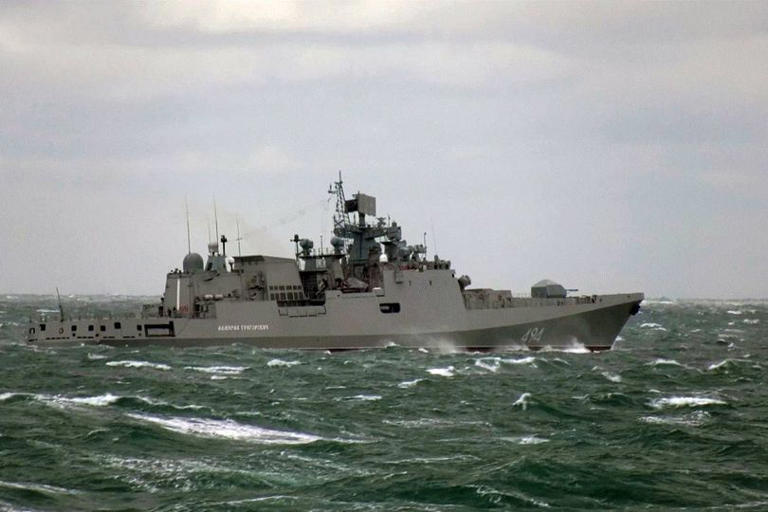 Russian warship targets pensioners in English Channel warning shots