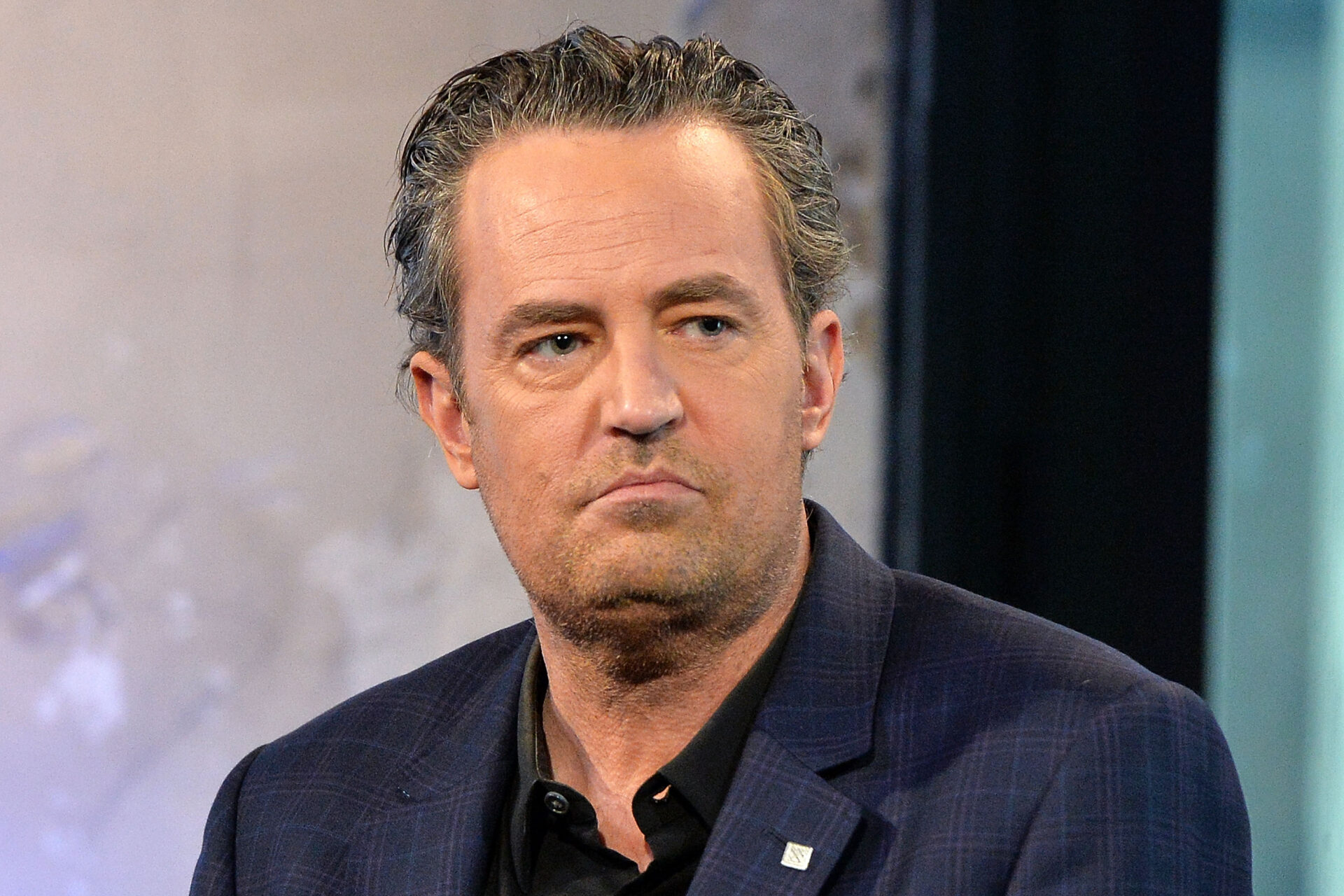 Matthew Perry, all'asta i suoi cimeli: incasso record di oltre 2 ...