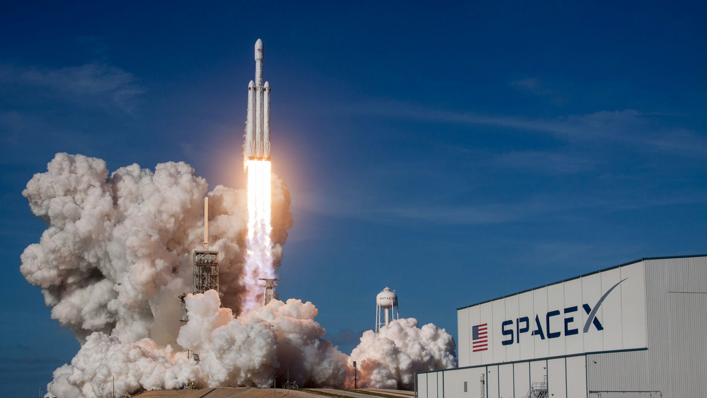 SpaceX jest już wart więcej niż Amazon