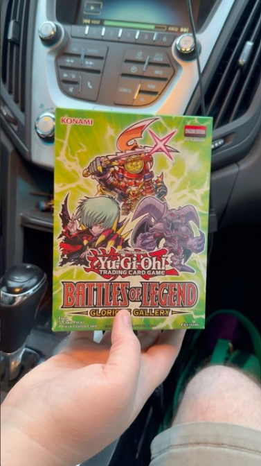 New Yu-Gi-Oh battles of legend glorious gallery mini box opening
