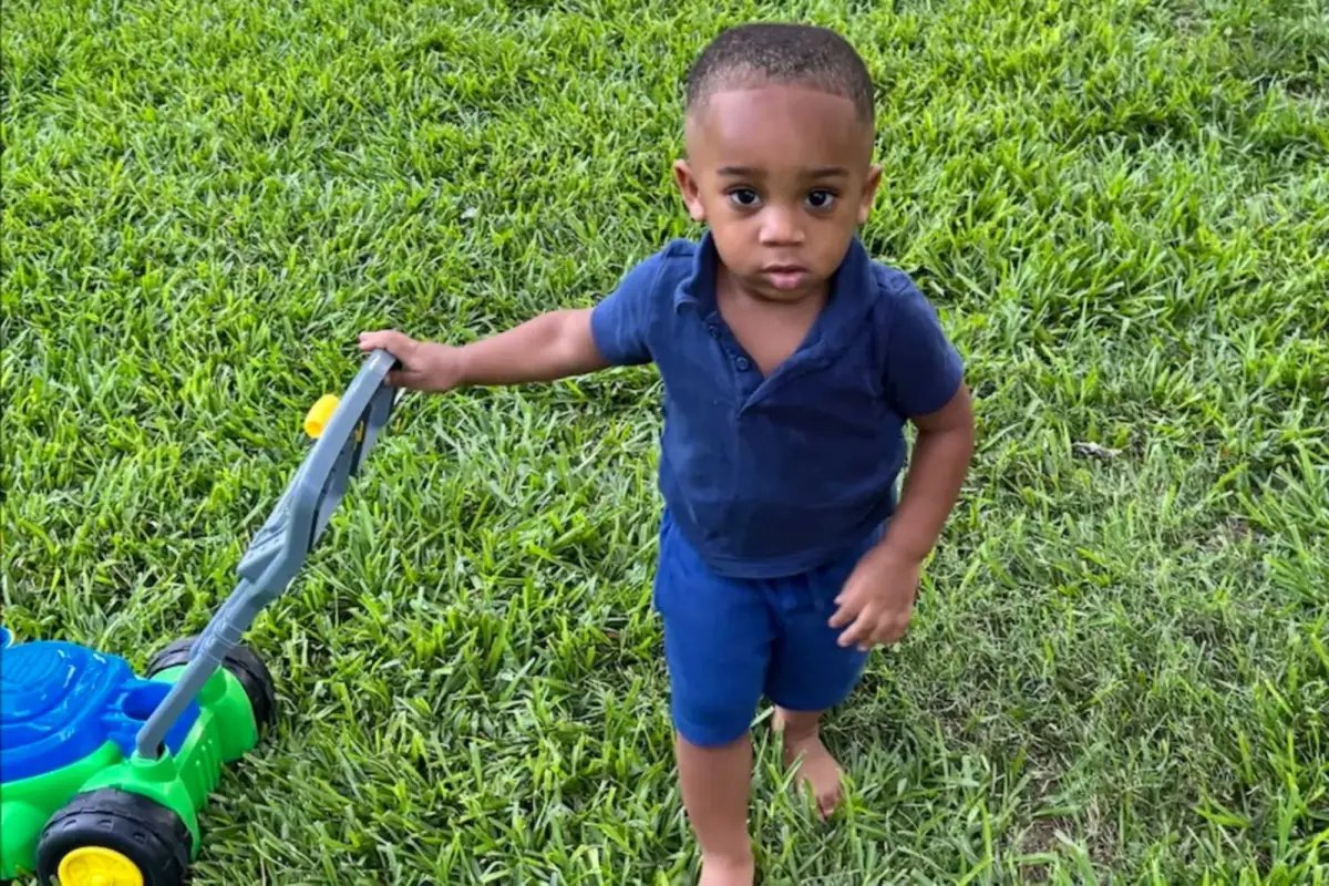 Boy, one, shot and killed by police responding to 'shoplifting' incident