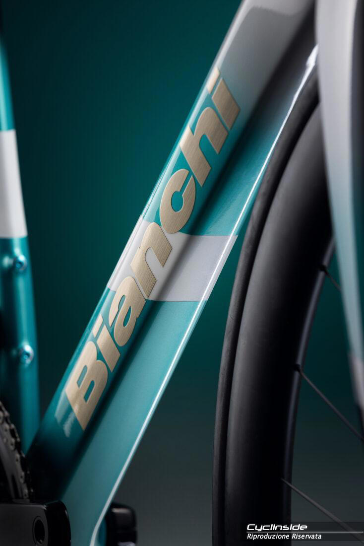 Bianchi rilancia la Specialissima: fino a 16 watt risparmiati e telaio ...