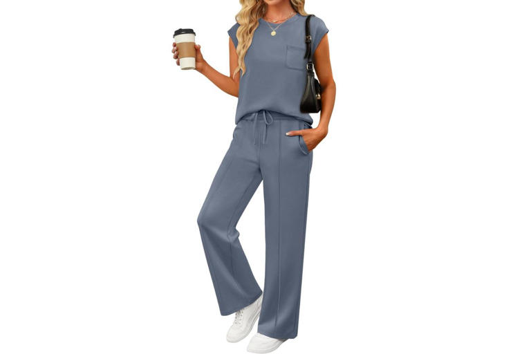 I’m a 5-foot writer, and this petite-friendly matching set earned a ...