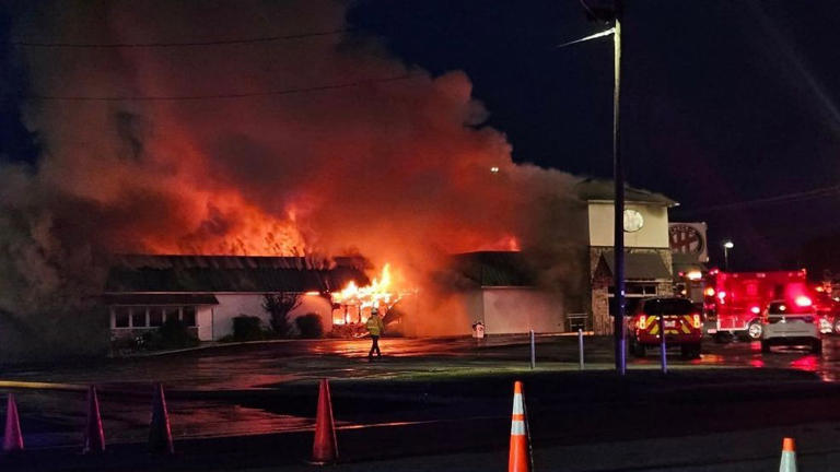 Check-H Grill and Buffet engulfed by flames as firefighters respond in ...