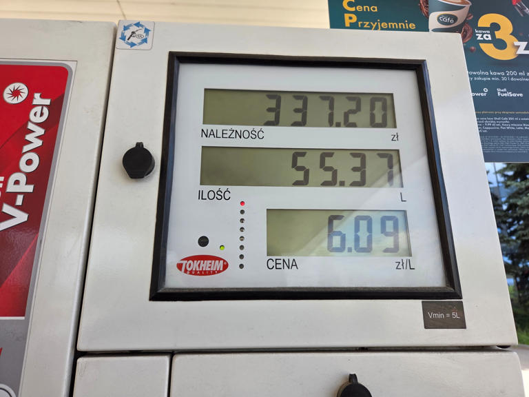 Zatankowałem benzynę E10 bez pełnego pakietu CPN. Ponad 10 gr na litrze ...