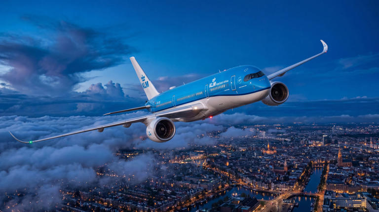 Introducing “The Night Watch”: Inside KLM’s 1st ever Airbus A350-900 ...
