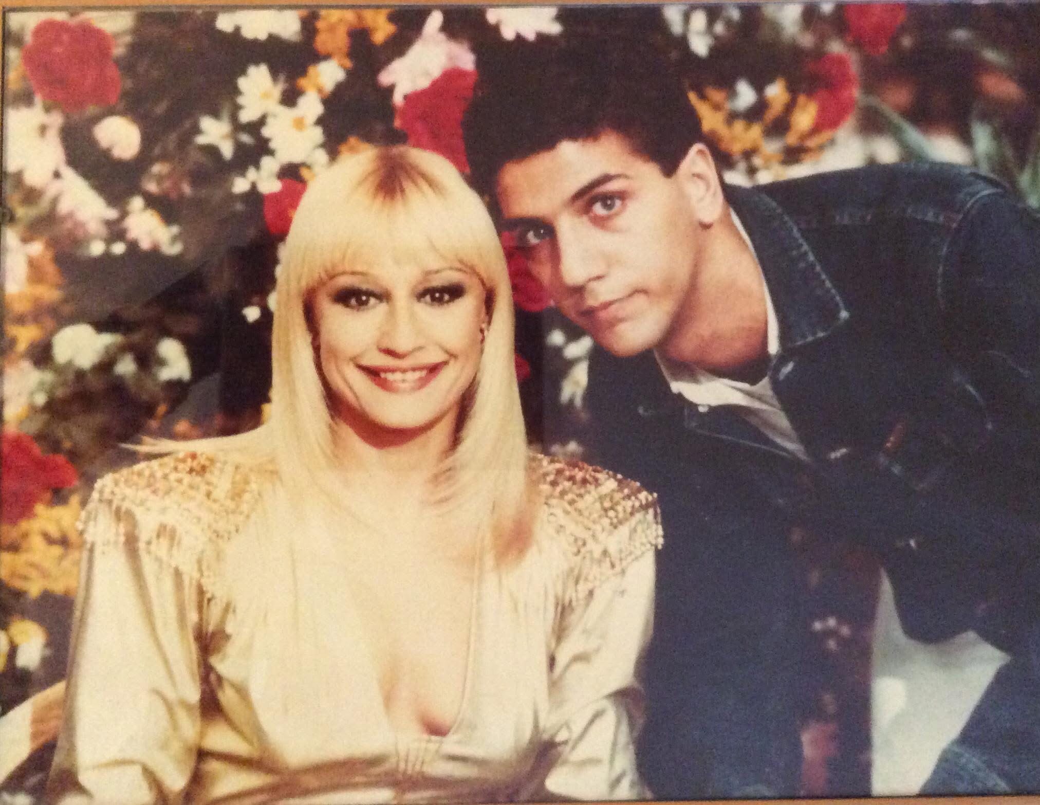 Raffaella Carrà, il suo storico agente Angelo Perrone la ricorda per il ...