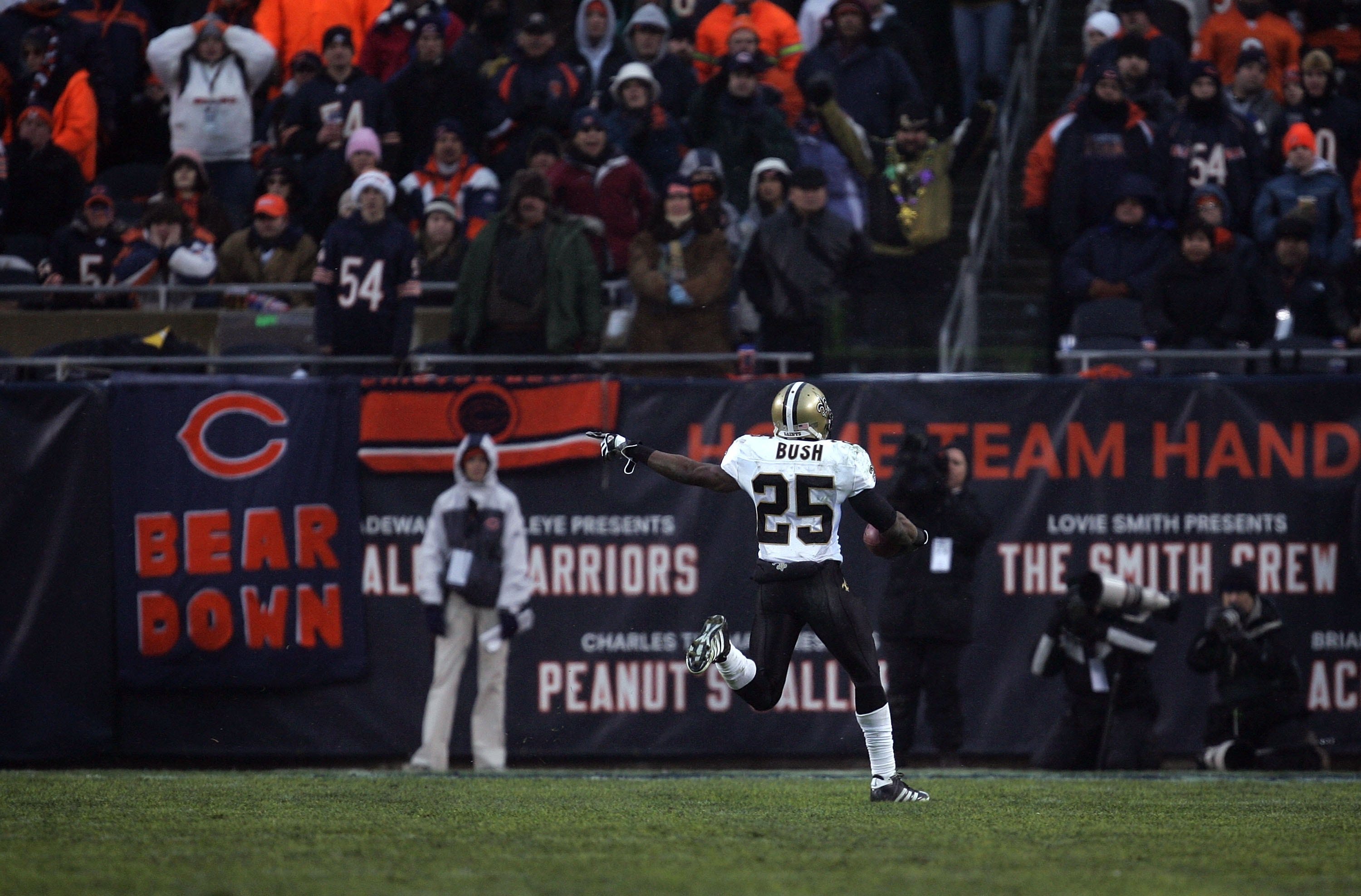 Reggie Bush's exhilarating 88-yard TD is the Saints play of the day