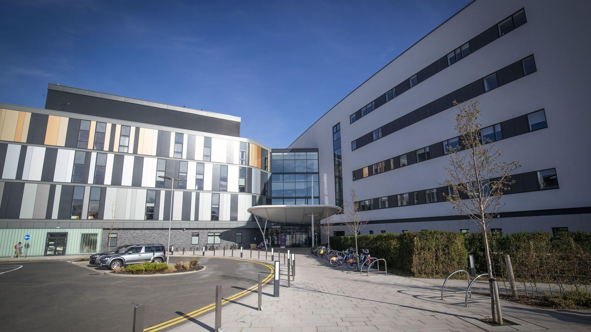 Safety concerns remain at Edinburgh's teenage mental health ward