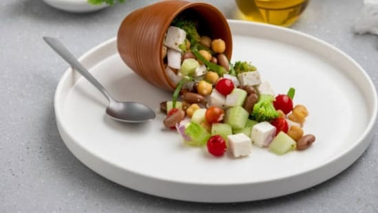 High-protein kala chana salad with paneer for weight loss and ...