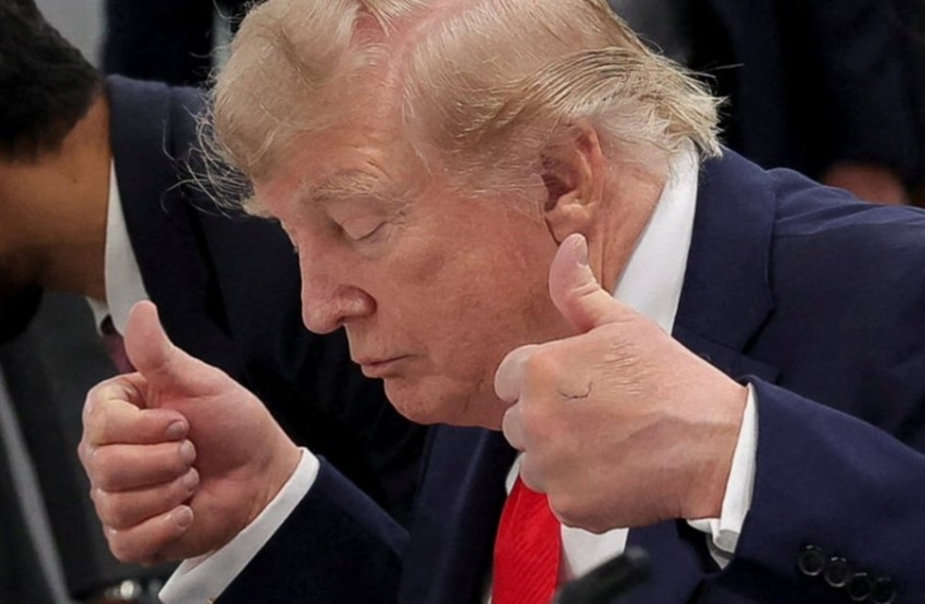 New photos of Donald Trump's hand revealing crack-like marks ignite ...