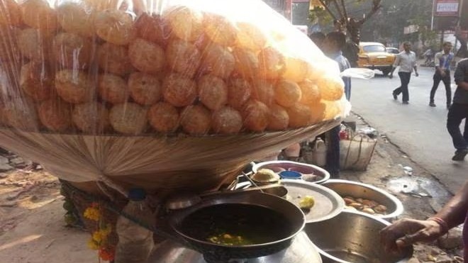 Over 20 children hospitalised in Telangana district after eating pani puri